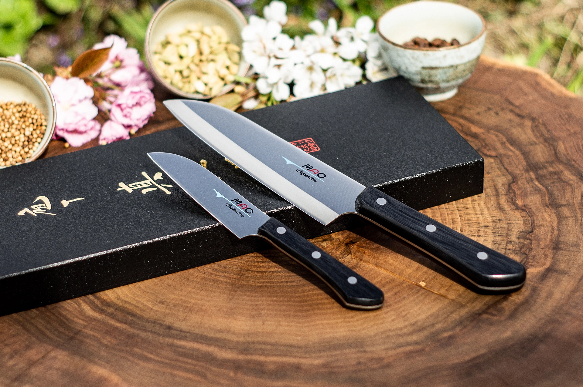 MAC Superior dárková sada japonských kuchařských nožů Santoku 2ks (SK ...